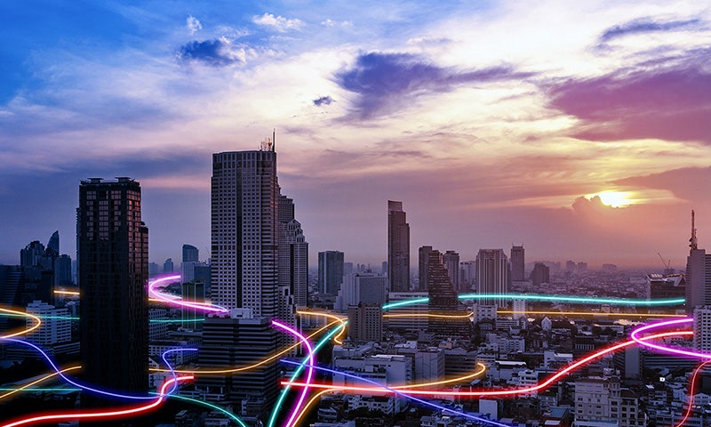 UK tech at risk of falling behind as skilled tech migration drops 10% ...